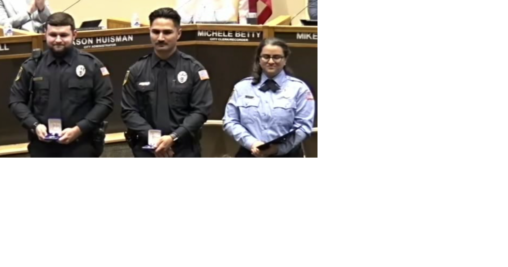 Officers praised for saving life of 5-day-old infant | News ...