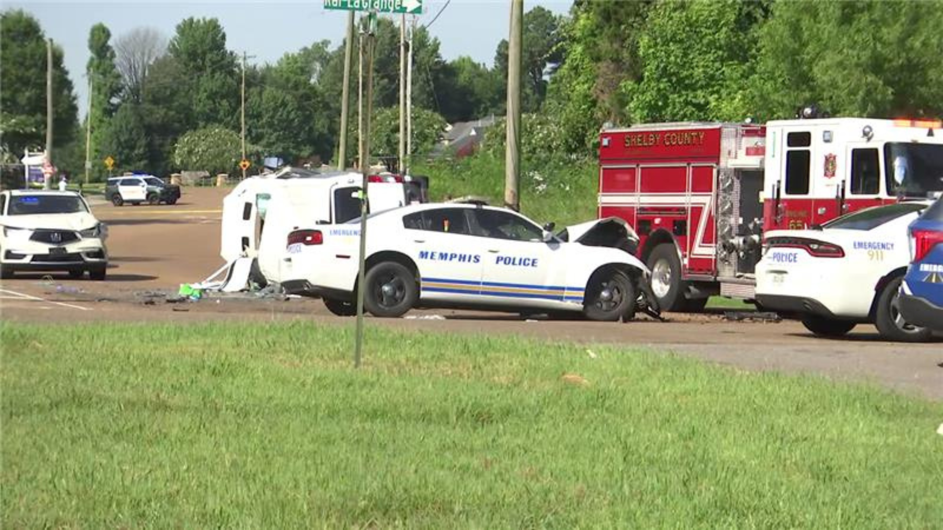 Damaged stop sign played role in crash involving MPD officer that ...