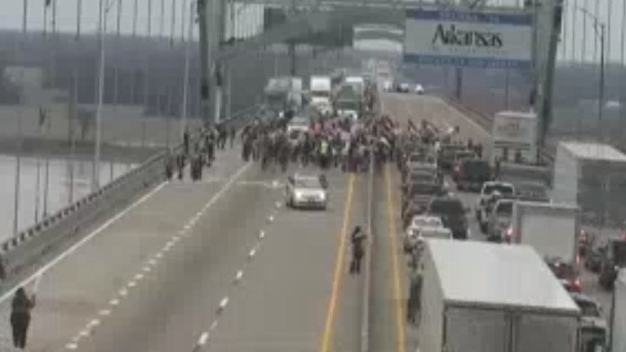 PHOTOS: I-40 bridge traffic stops for hours after pro-Palestinian march ...