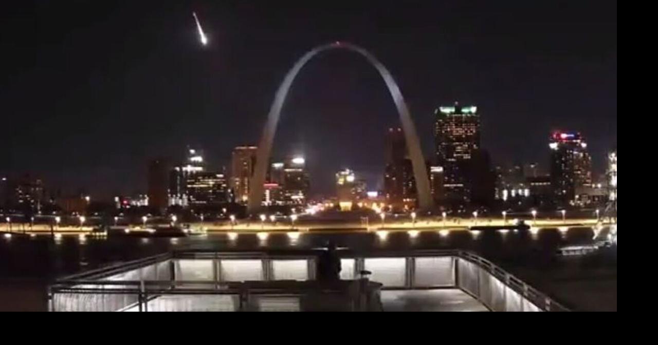 Video of fireball over St. Louis area caught on multiple security ...