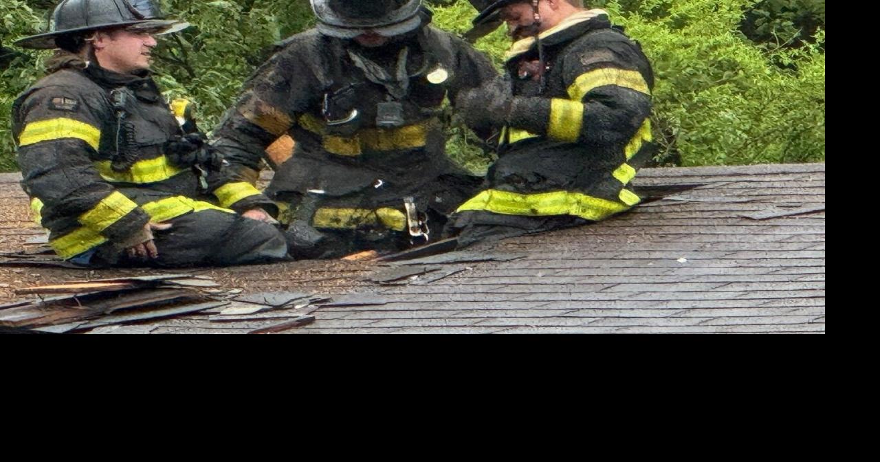 PHOTOS: Firefighters battle house fire in East Memphis | | fox13memphis.com