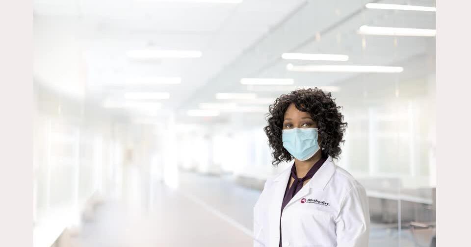 Dr. Cassandra Howard breaks barriers in medicine and the military ...