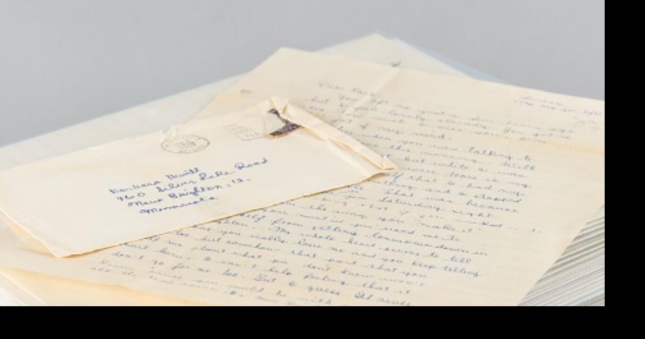 Love letters written by Bob Dylan during late 1950s sells for nearly ...