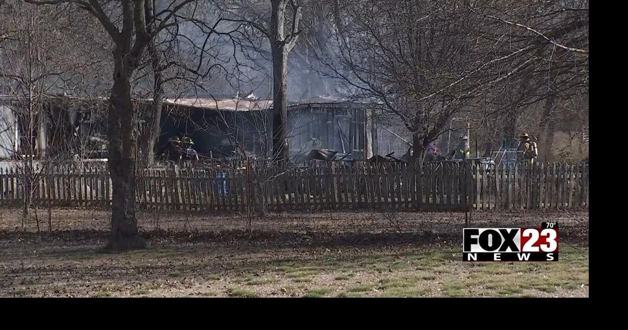 Multiple fire departments respond to a house fire in Sperry | News ...