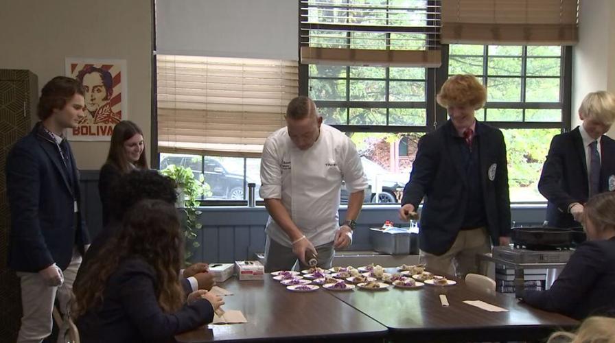 Photos: Professional chef shares Japanese cuisine, culture with ...
