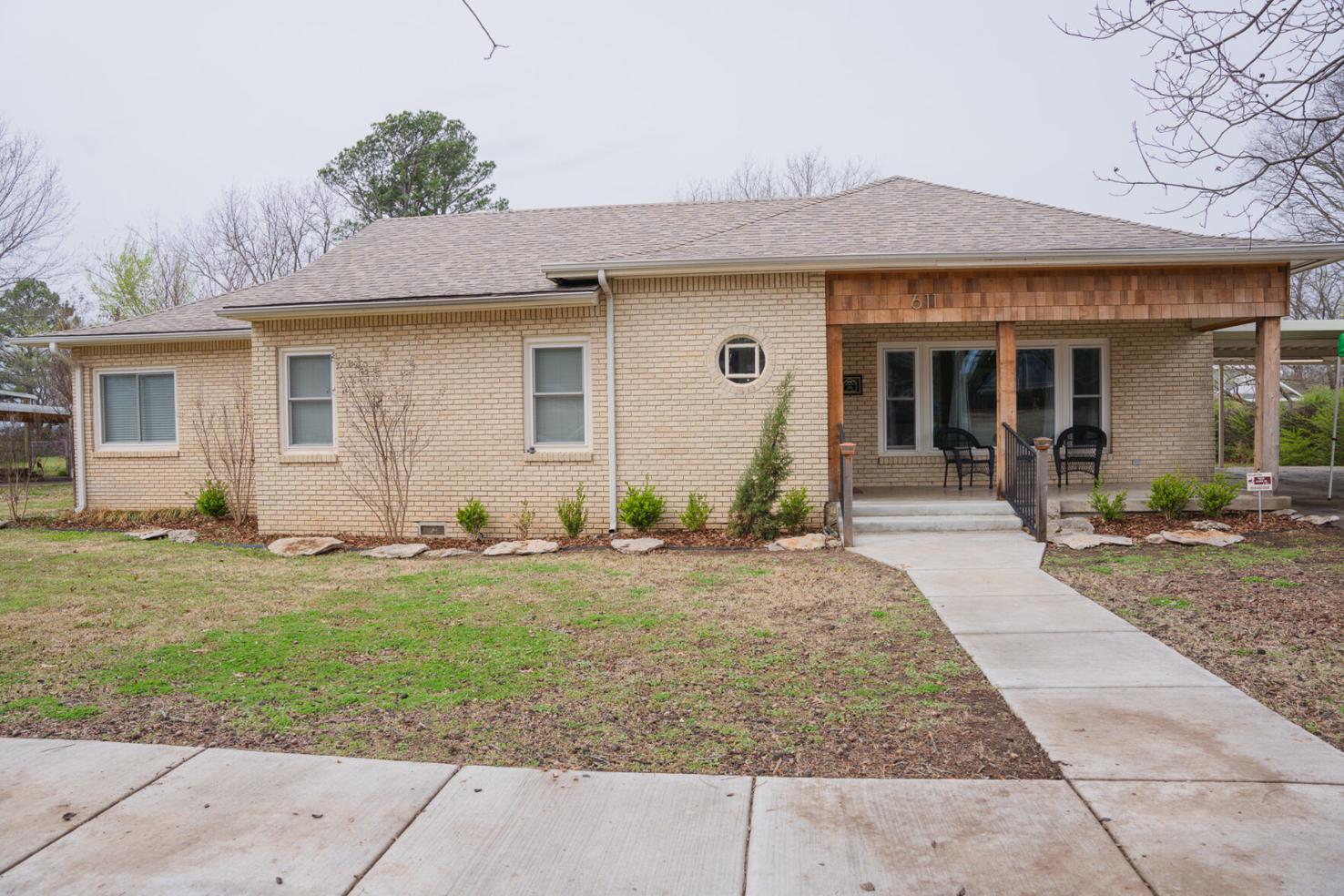 CREOKS Health Services holds open house and dedication for new women's ...