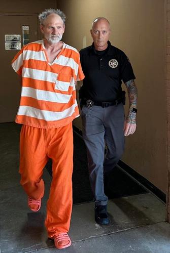 Tulsa man caught trying to message teen girl by undercover detective ...