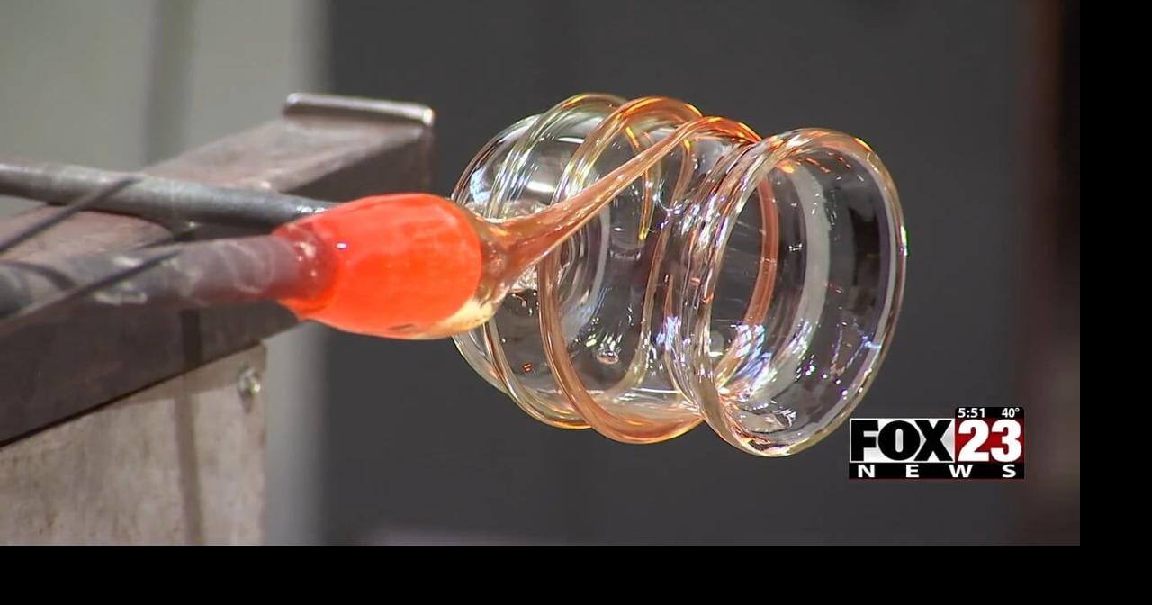 Tulsa Glassblowing School offers free program to Veterans | FOX23 ...