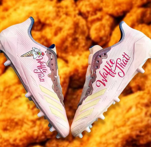 NFL star Tyler Lockett's Tulsa-inspired cleats | | fox23.com