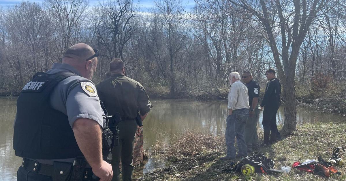Muskogee County Sheriffs Office Searches Pond Looking For Remains Of
