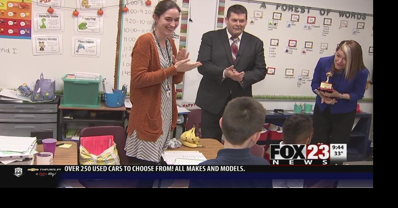 Amber Jeffries wins this week's Golden Apple teacher award | News ...