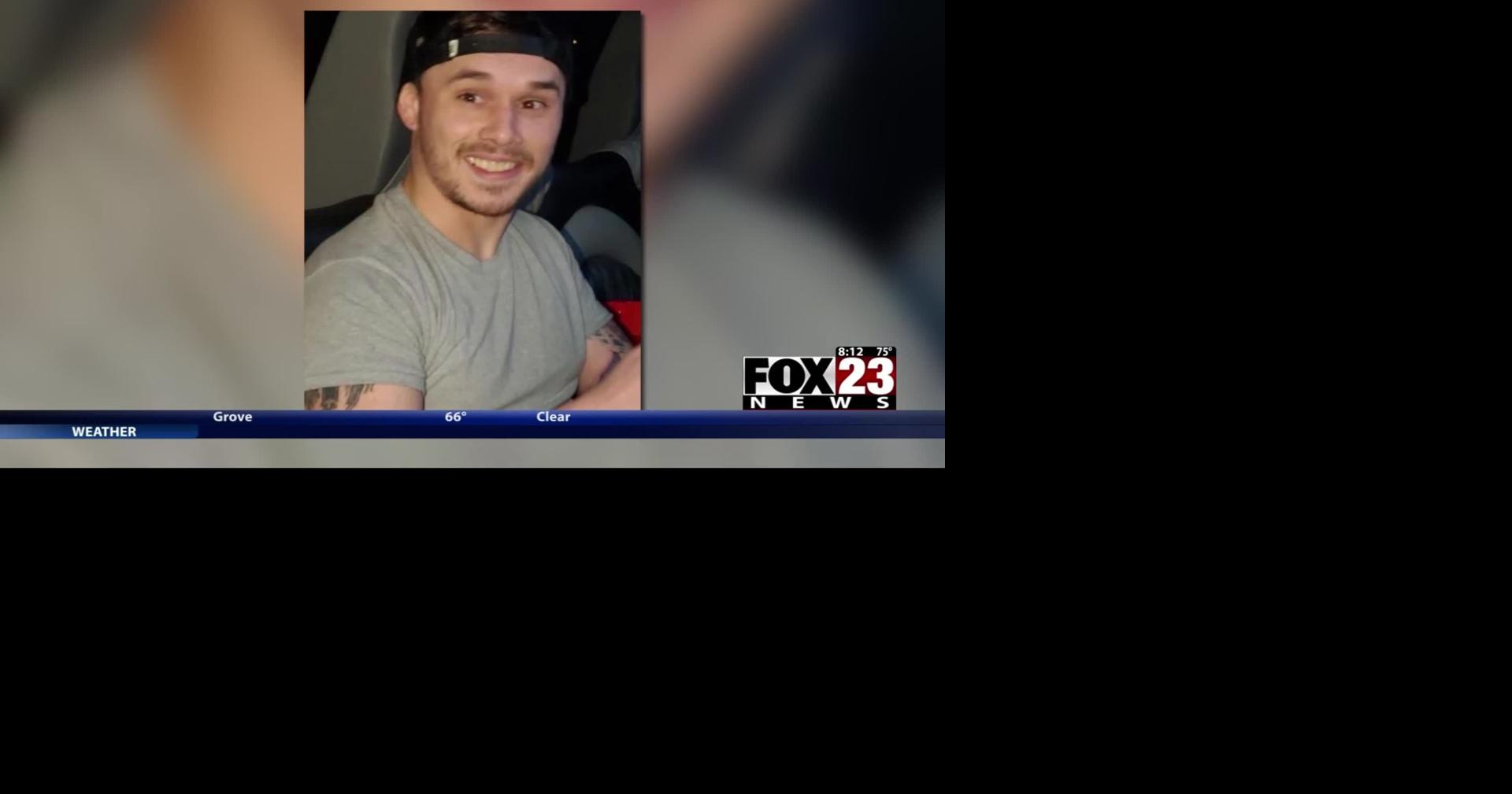 Tulsa father hit by 2 cars while pulled over on Highway 75 | News ...
