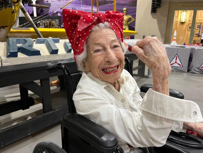 Photos: Original Rosie the Riveters visit Tulsa | | fox23.com