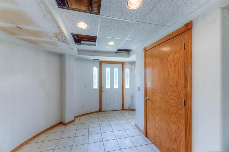 Photos: Peek inside the ...Jetsons... home just listed in Tulsa ...