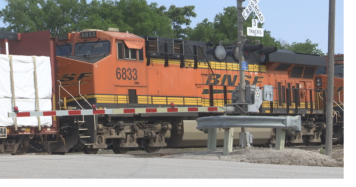 Train derailment blocks multiple streets in Sapulpa | News | fox23.com