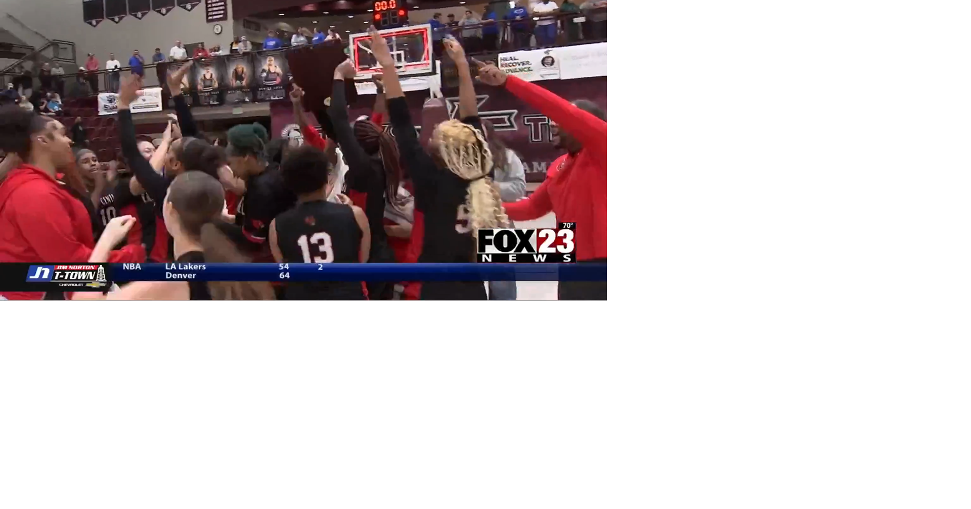 H.S. Girls Basketball Area Tournaments - Muskogee & East Central punch ...