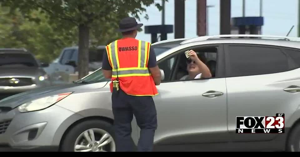 Owasso firefighters collect money for ‘Fill the Boot’ campaign | News ...