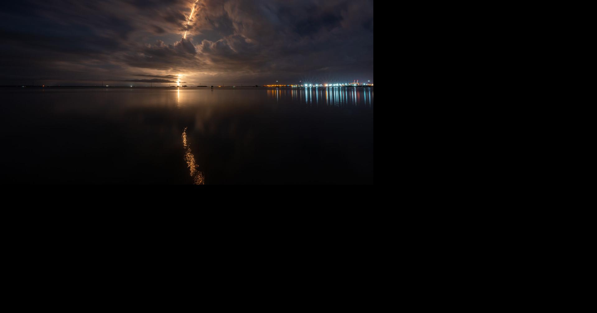 SpaceX night launch lights up skies over New England | Trending | fox23.com