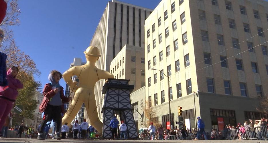 Photos: Thousands gather in downtown Tulsa for Tulsa Christmas Parade ...