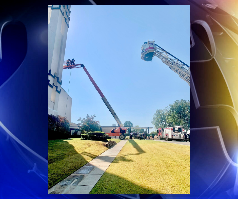 Tulsa Fire Department saves two men from a hydraulic lift | News ...