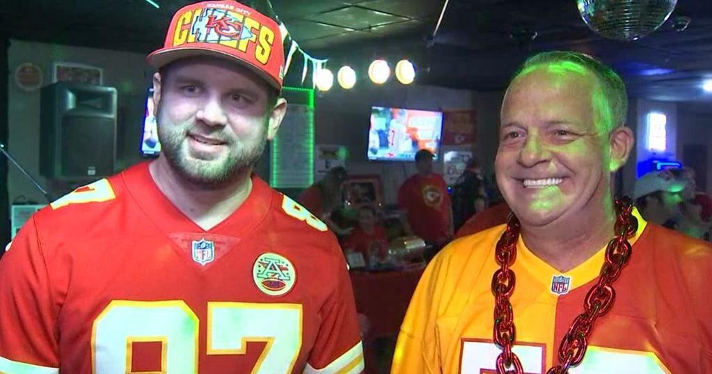 Country artist Blane Howard performs at KC Chief watch party raising ...