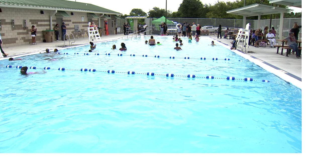City of Tulsa opens new Chamberlain Park pool | | fox23.com