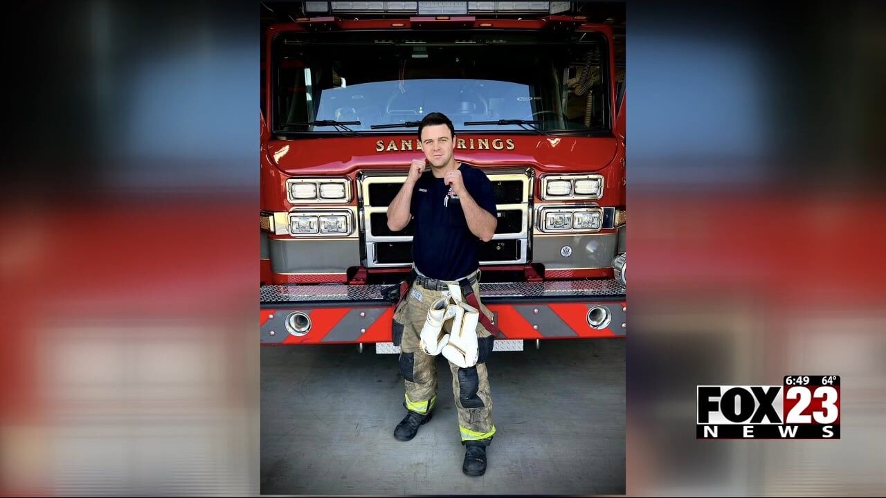 Firefighters and police officers fight MMA style for charity at 'Smoke ...