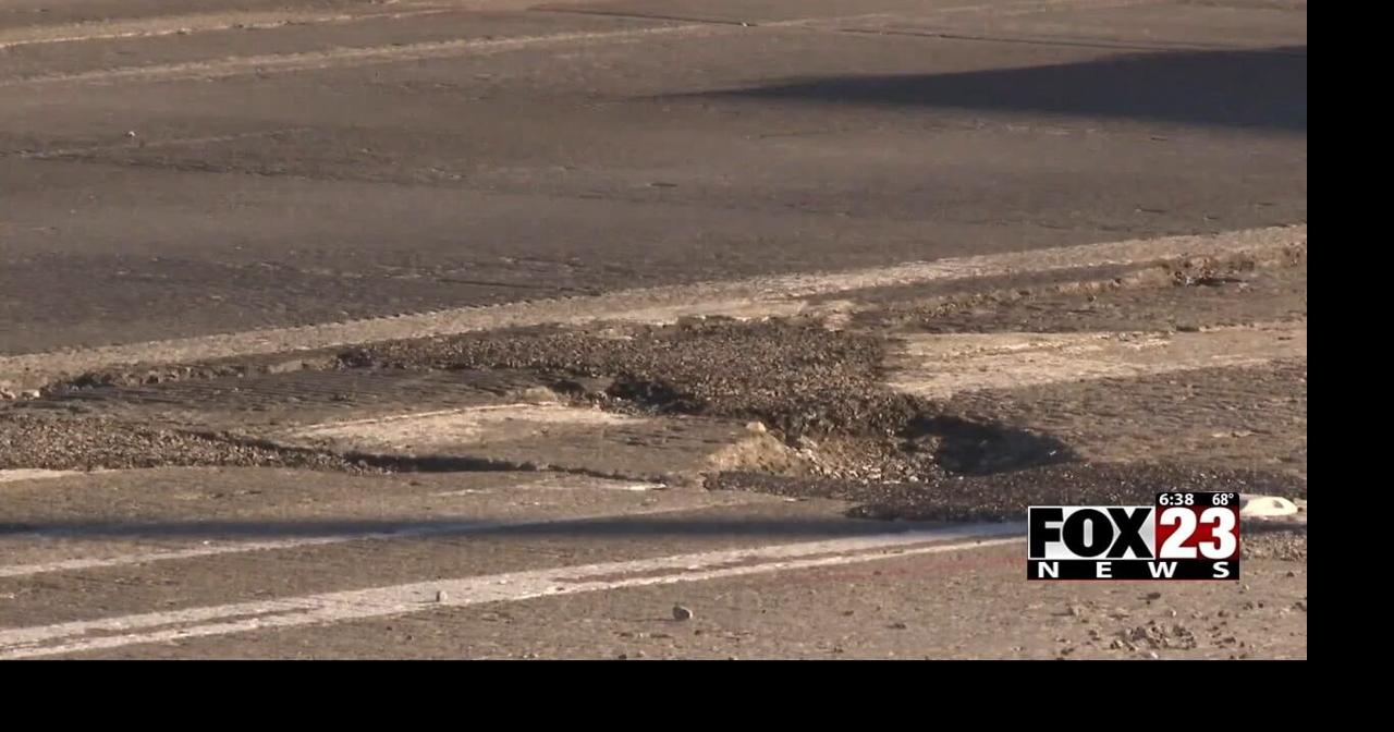 Rideshare driver urging other Tulsa residents to report potholes to the ...