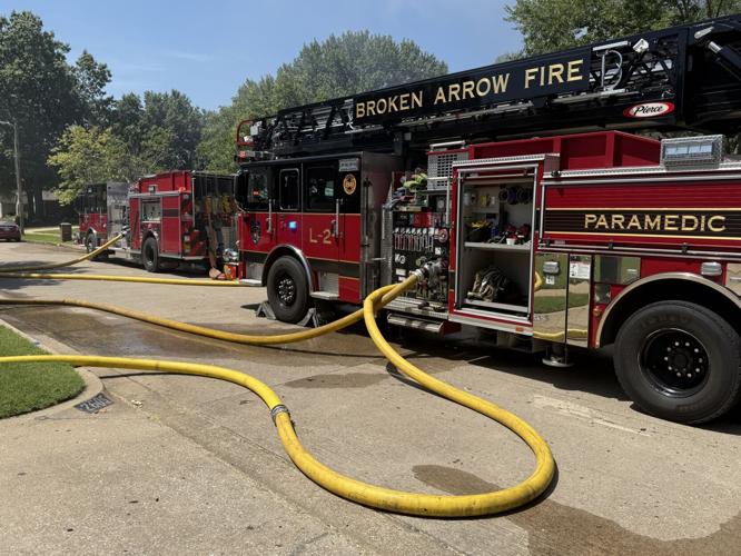 Broken Arrow Fire Department respond to house fire near Aspen Avenue ...