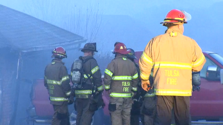 Photos: Multiple homes burn near 81st and Delaware in Tulsa | | fox23.com