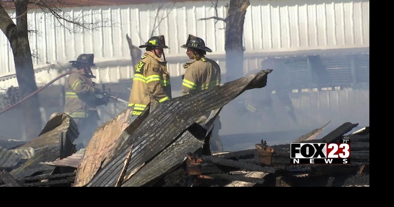 Firefighters respond to building fire in north Tulsa | News | fox23.com