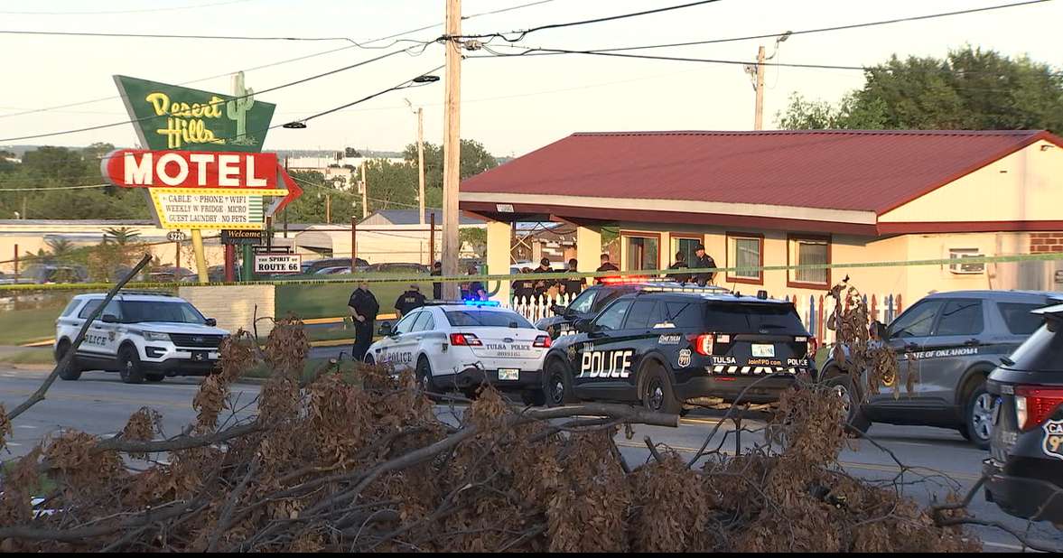 Midtown Tulsa standoff ends with suspect killing himself | News | fox23.com