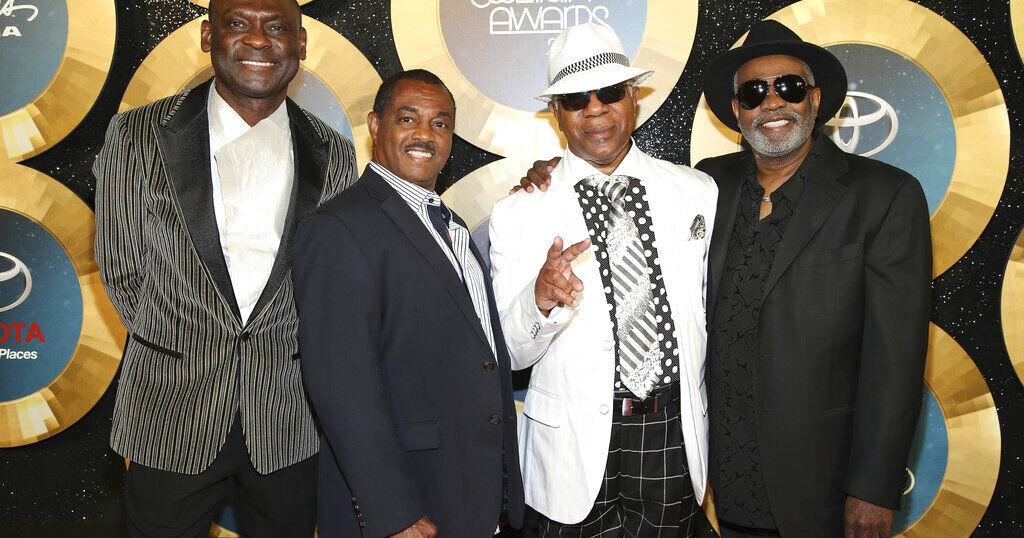 Dennis ‘Dee Tee’ Thomas, co-founder of Kool & the Gang, dead at 70 ...