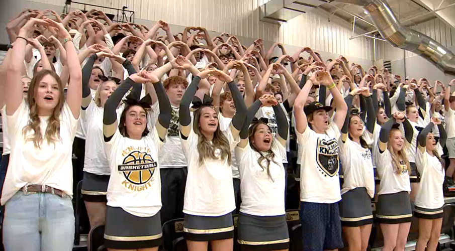 Photos: Oklahoma native Troy Aikman surprises Henryetta HS students ...
