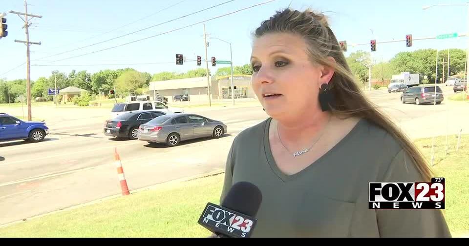 Woman saves man’s life after pulling him from crash | News | fox23.com