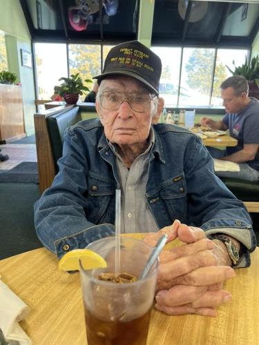 Bill Parker, well-known WWII veteran, dies | Local & State | fox23.com