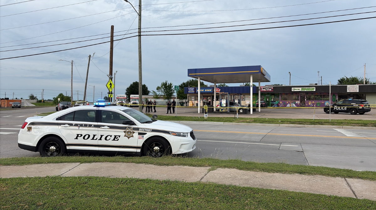 Victim shoots suspect during attempted robbery in Tulsa, police say ...