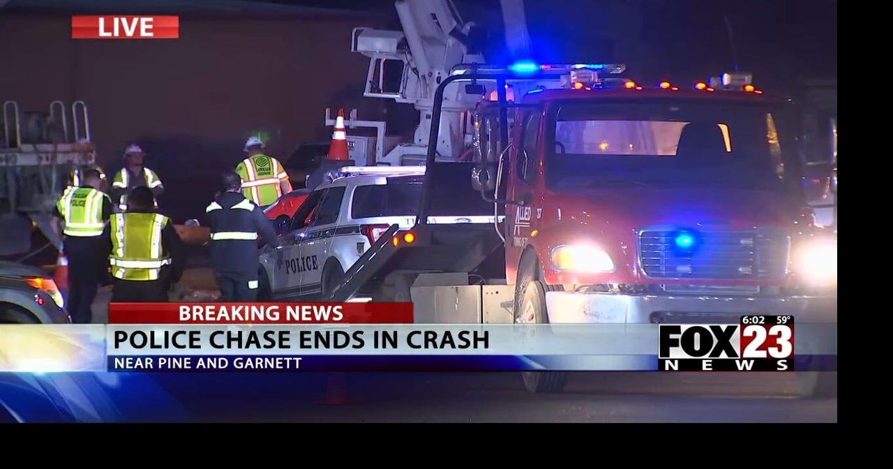 Tulsa Police chase ends in crash, suspect at large | News | fox23.com