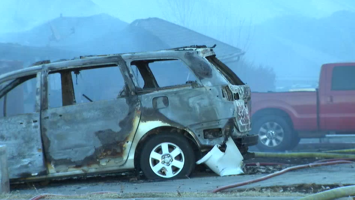 Photos: Multiple homes burn near 81st and Delaware in Tulsa | | fox23.com