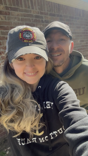 Stilwell woman loses family in pandemic, now fighting aggressive breast ...