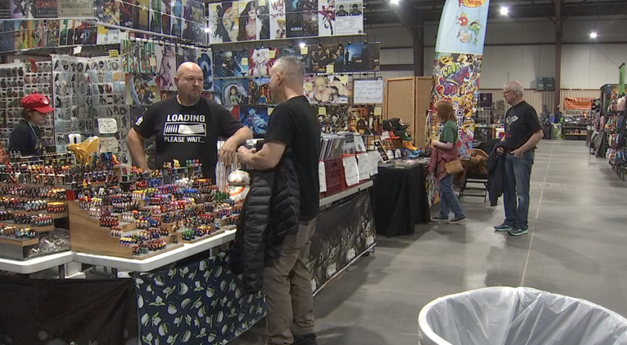 Photos: Retromania Collectibles Show wraps up in Tulsa | | fox23.com