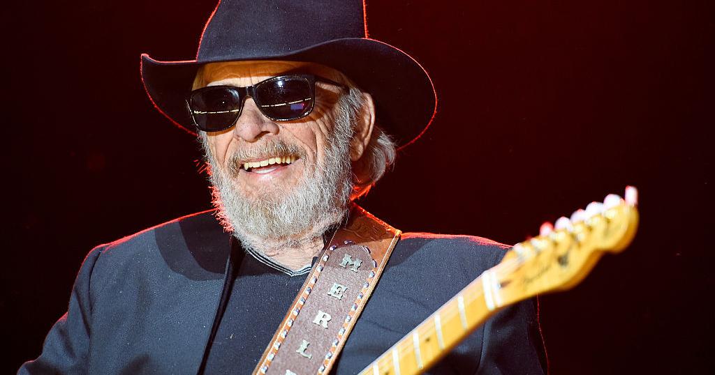 Merle Haggard statue announced for Muskogee | News | fox23.com