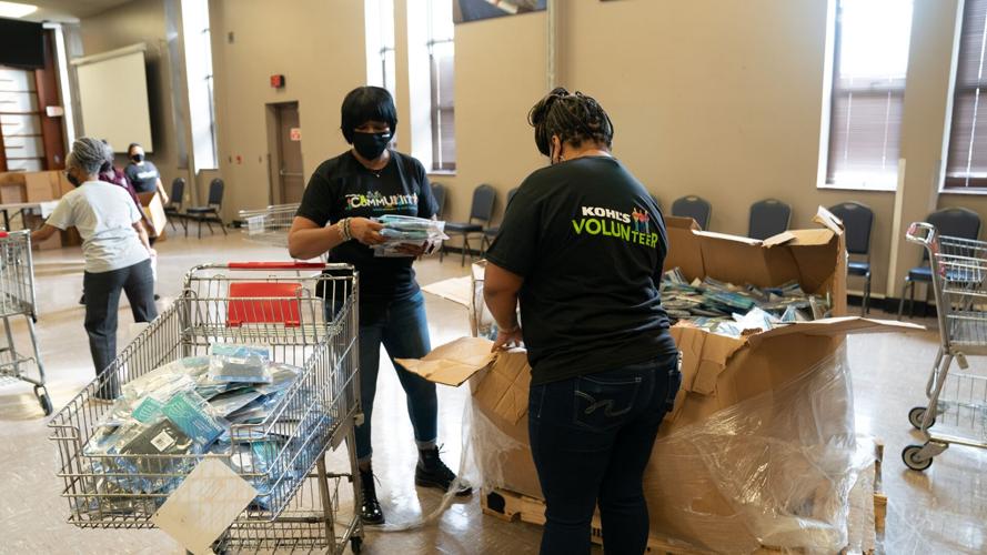 PHOTOS: Kohl's donates 100K masks to SCS | | fox23.com