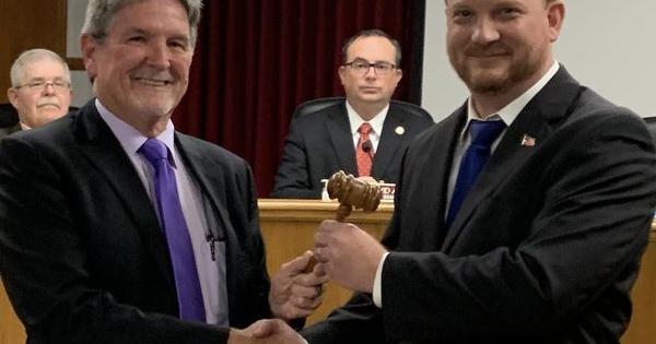 New McAlester mayor sworn in | News | fox23.com