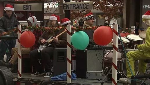 Photos: Tulsa Christmas Parade | | fox23.com