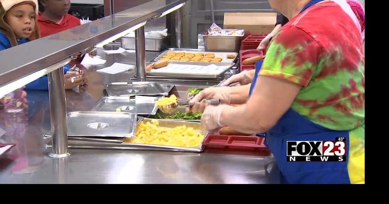 Some lawmakers planning to address growing school lunch debt in ...