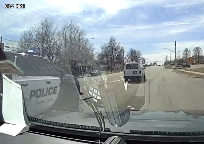 Tulsa Police: Slow-speed chase leads to brief standoff and arrest in BA ...