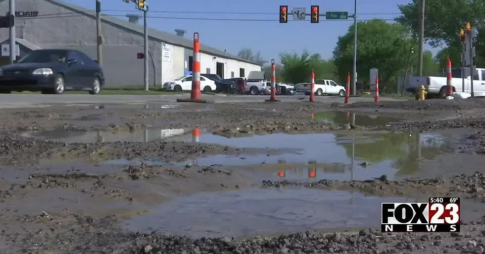 North Tulsa intersection riddled with potholes has drivers frustrated ...