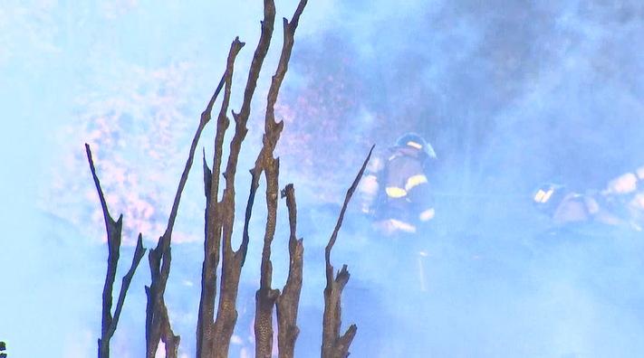 Photos: Multiple homes burn near 81st and Delaware in Tulsa | | fox23.com