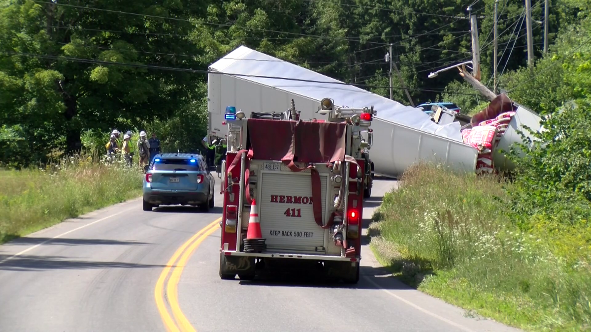 A serious crash at a Stetson intersection sends two people to the ...